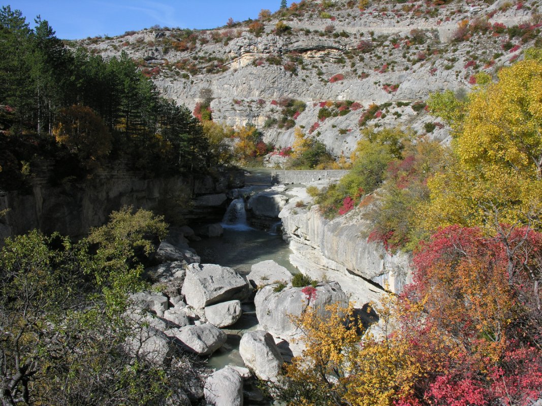 Les gorges de la Méouge Lieu remarquable Baronnies Provençales